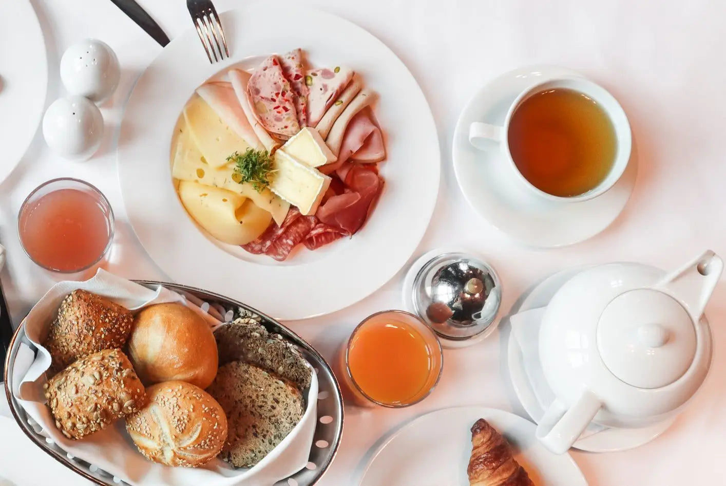 Tea Bites: Curating the Ultimate High Tea with Blue Pepper